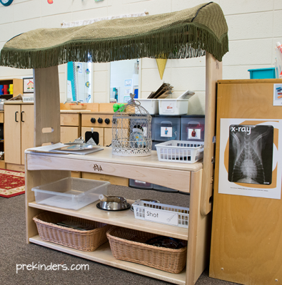 Vet Dramatic Play Center - PreKinders Preschool Activities